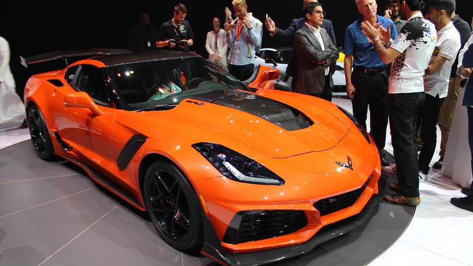 Alejado de su publico, Chevrolet presentó en Dubai el nuevo Corvette