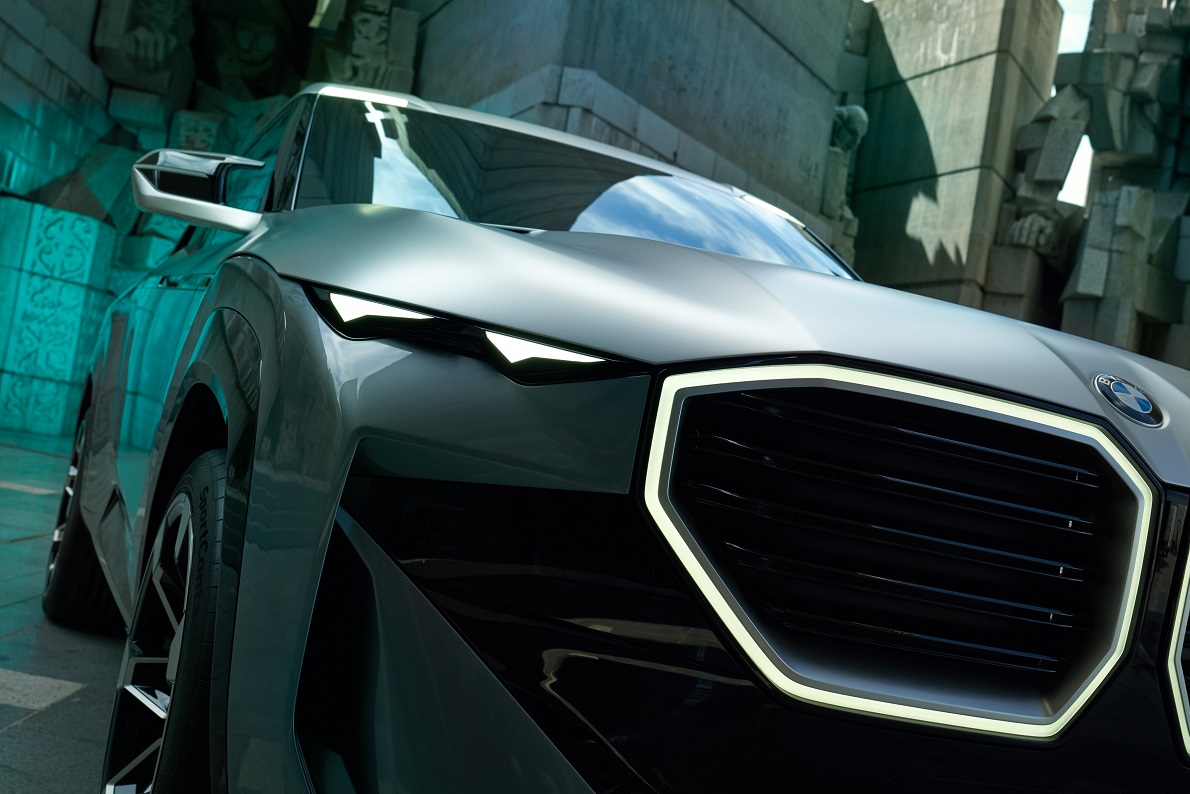 Con el concepto XM, BMW dá un anticipo del como será el nuevo modelo M