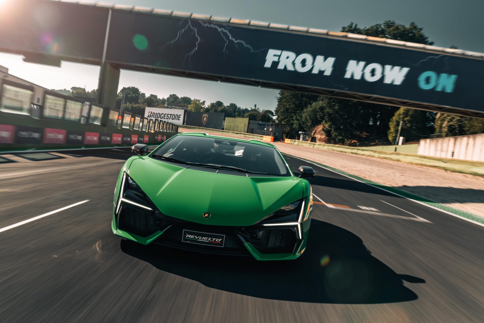 Lamborghini Revuelto: El trueno se encuentra con el rayo